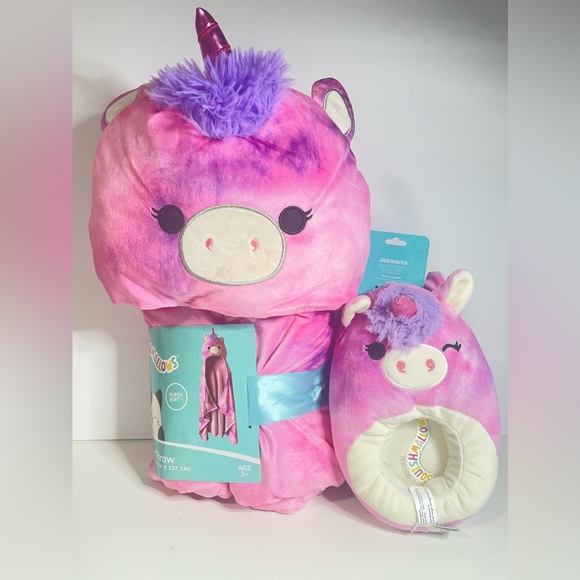 Squishmallows | Pajamas | Squishmallows Hooded Throw And Slipper Bundle ...
